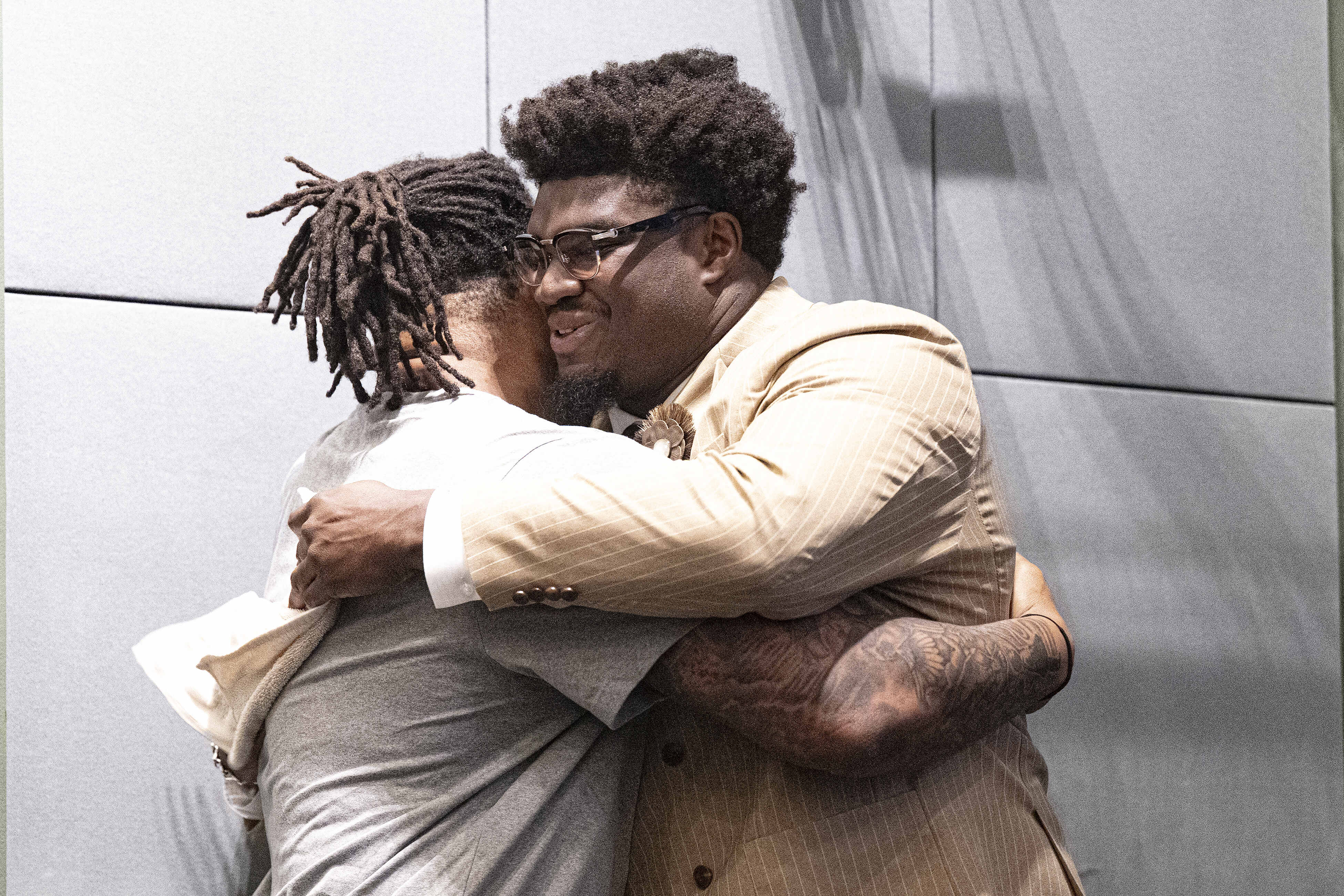 The big picture: Flyers bounce back, Jordan Davis gets paid, and the ...