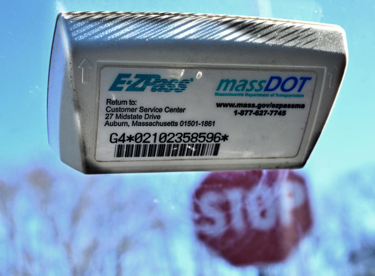 Massachusetts phasing out E-ZPass transponders. What you'll need now