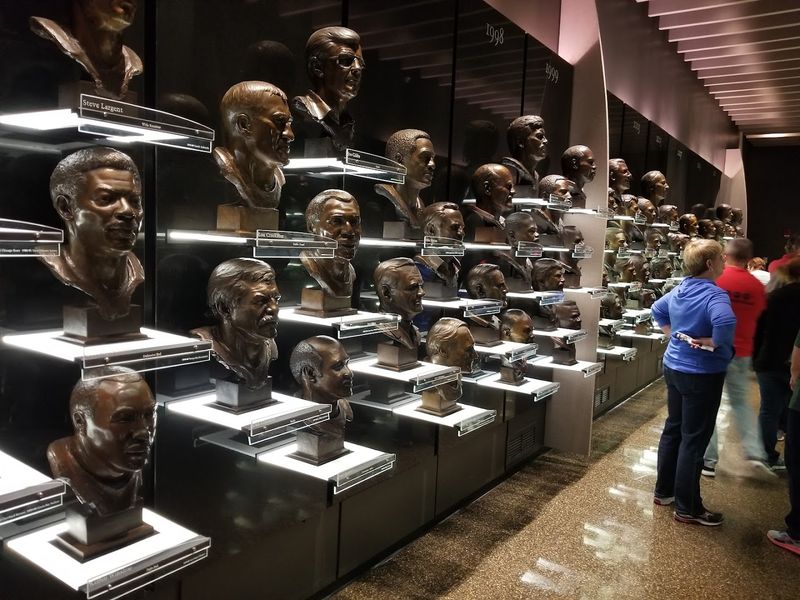 NFL fans could easily spend hours inside this legendary Hall of Fame in ...