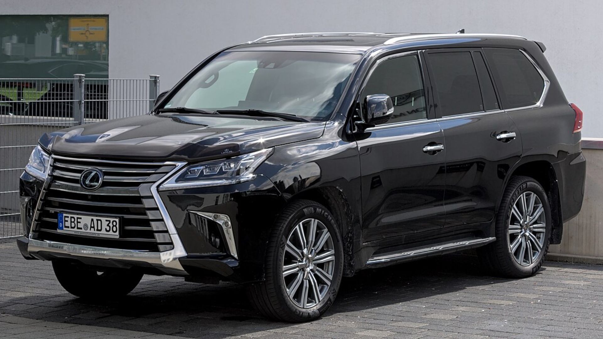 7 car brands with great resale value & 7 with terrible depreciation