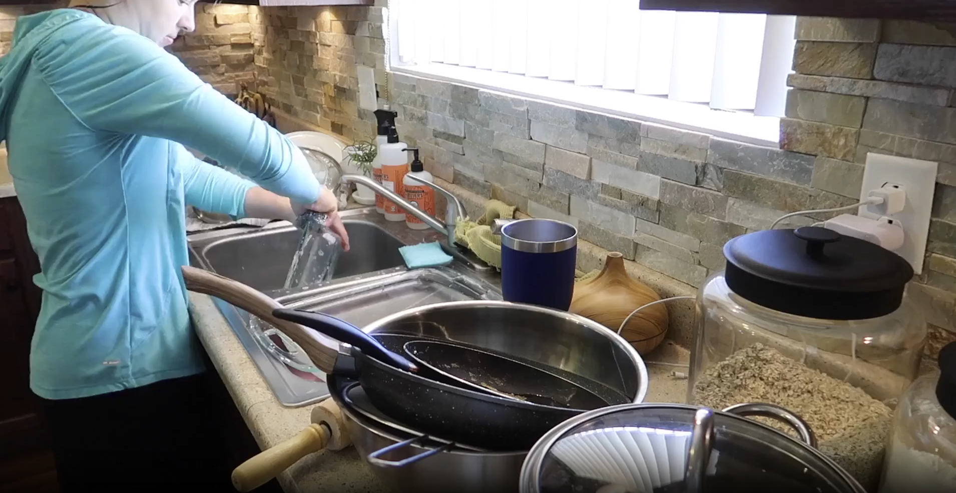 Extreme cleaning motivation | Hannah's Happy Home