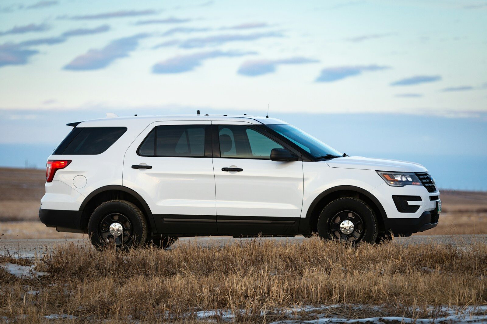 Ford recalls 35,772 Explorer SUVs after headlight software error causes ...