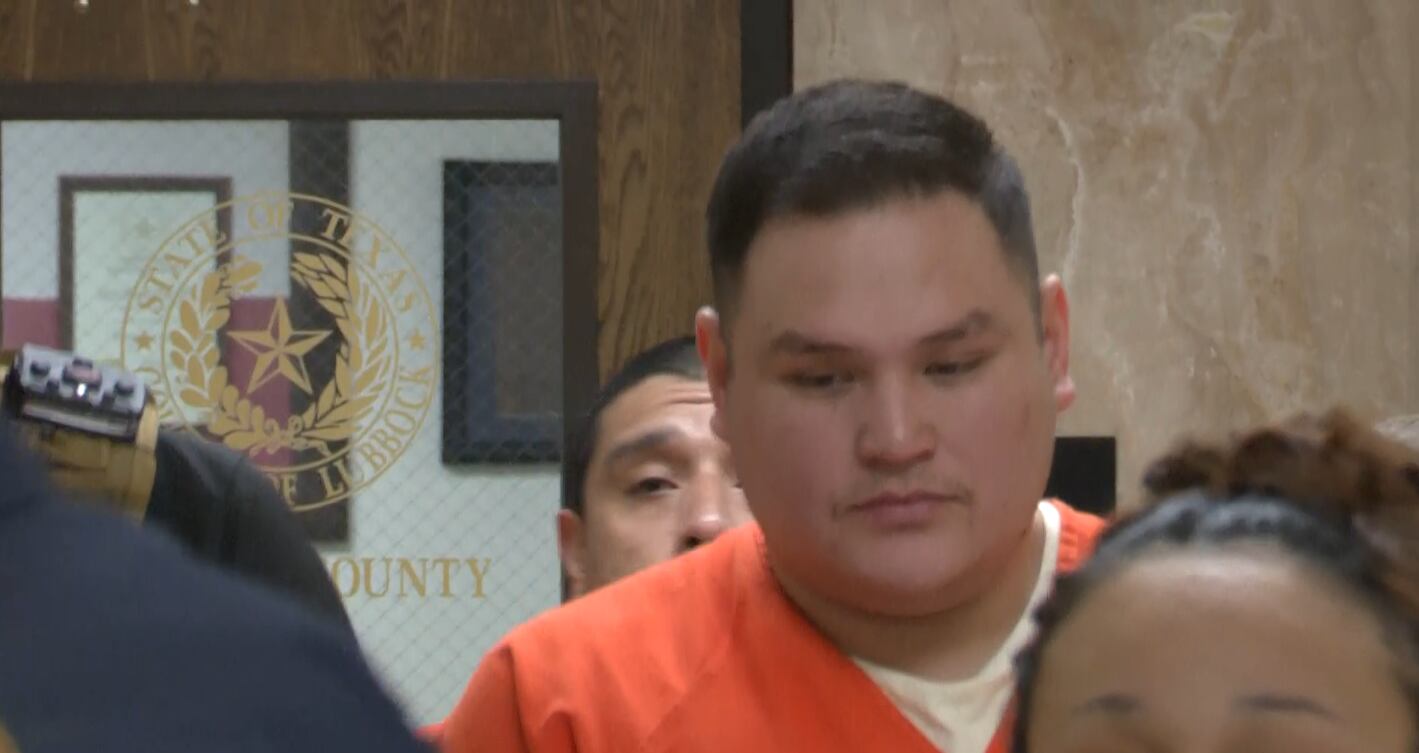 Driver pleads guilty in Ralls crash that killed Hobbs couple
