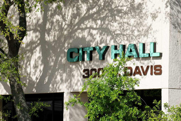 Conroe denies surveyors access to wastewater plant in 240-mile Mustang ...