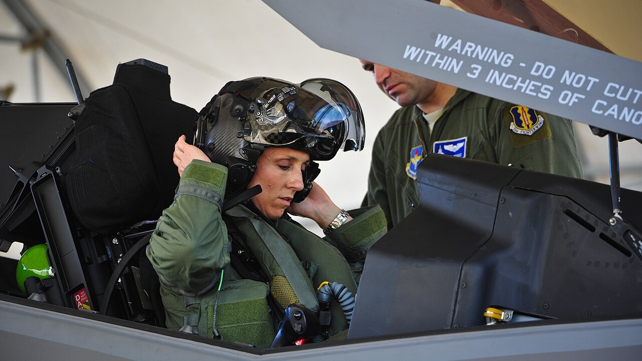 Israel’s F-35 variant comes with a unique combat helmet