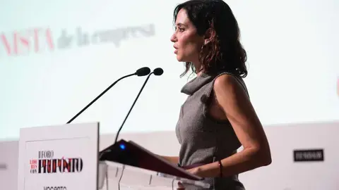 Mar Espinar y Ayuso en la Asamblea de Madrid: cuando la política ...
