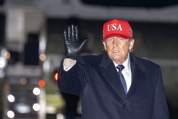 Trump wears this 1 inappropriate fashion accessory a lot — and you'll ...