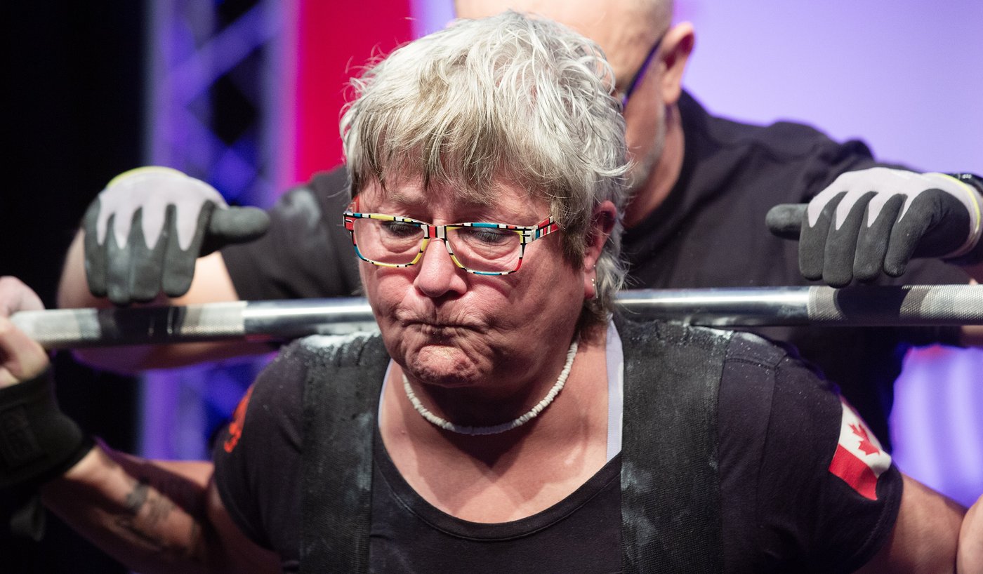A 68-year-old powerlifter smashes records and says she lives for 'clang ...