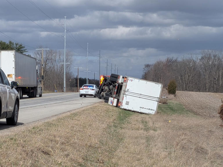 High winds cause power outages, road hazards in northeast Indiana