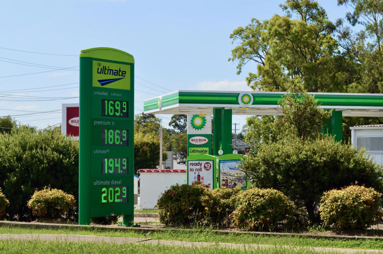 Top cop calls for major change to Australian petrol stations as fuel ...