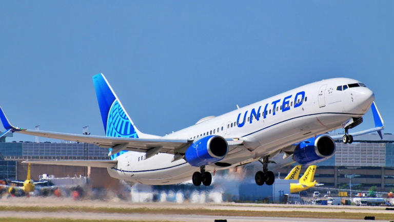 United overhauls MileagePlus earnings: Cardholders win, others lose