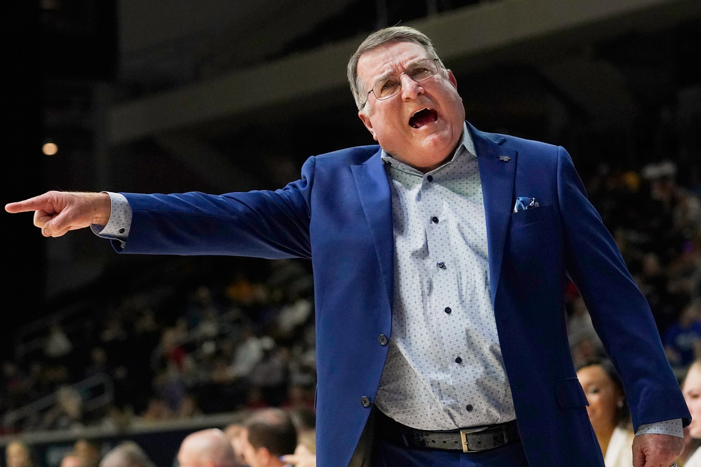 Longtime Middle Tennessee women's coach Rick Insell to retire and be ...