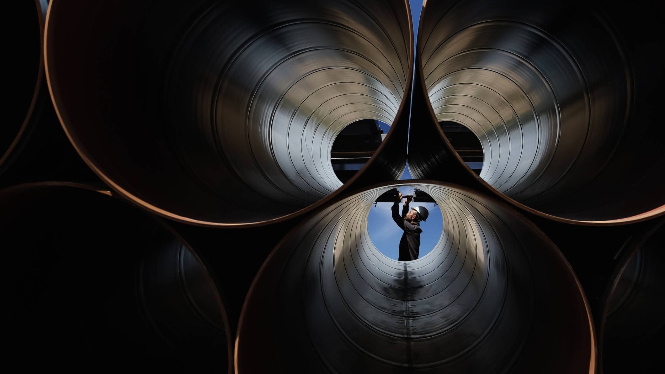 Woodside vs Santos: Which ASX energy stock is the best fit for your ...