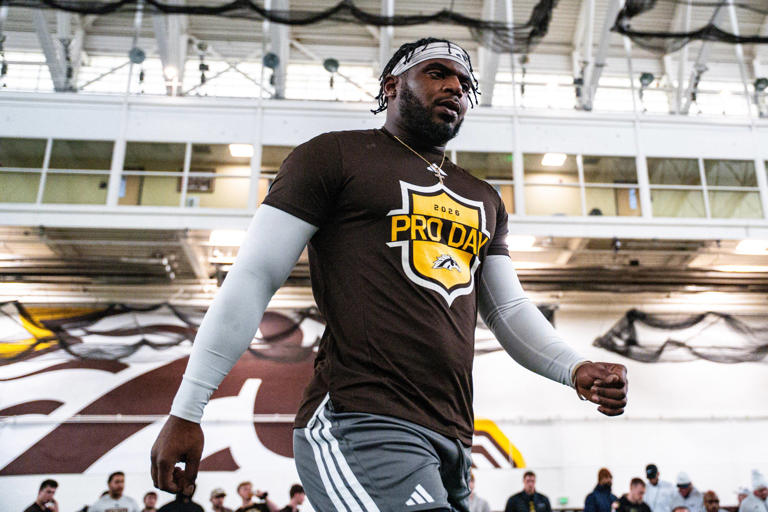 Nation’s sack leader, an All-American, steals spotlight at Western ...