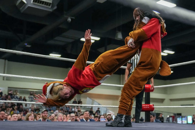 Buc-ee's and pop idols: Tokyo Joshi Pro Wrestling combined combat and ...