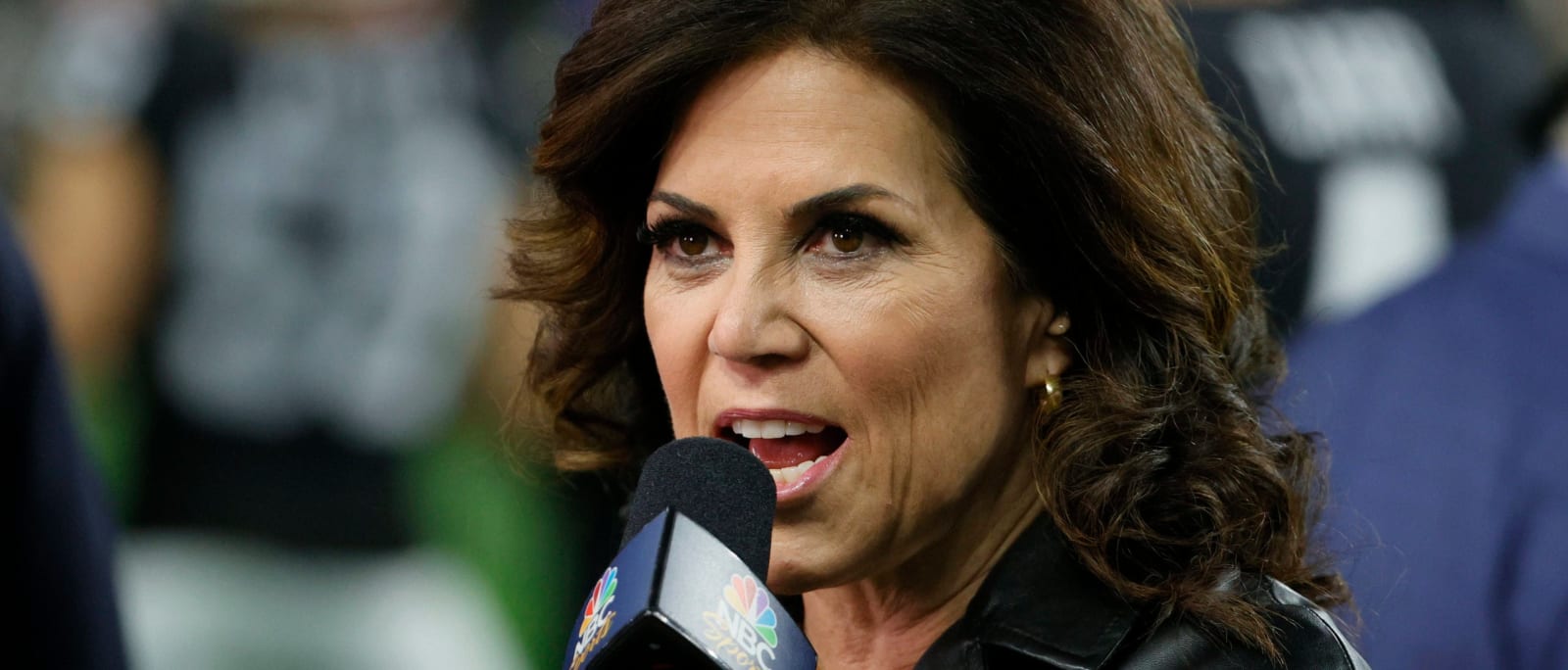 GOP Candidate Michele Tafoya Urges Americans To Be More Patriotic Buy ...