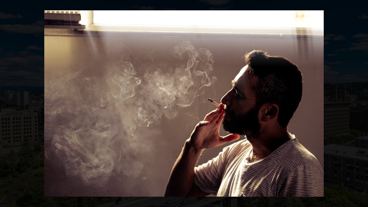 Less than 1 in 10 Americans now smokes cigarettes, a first in US history