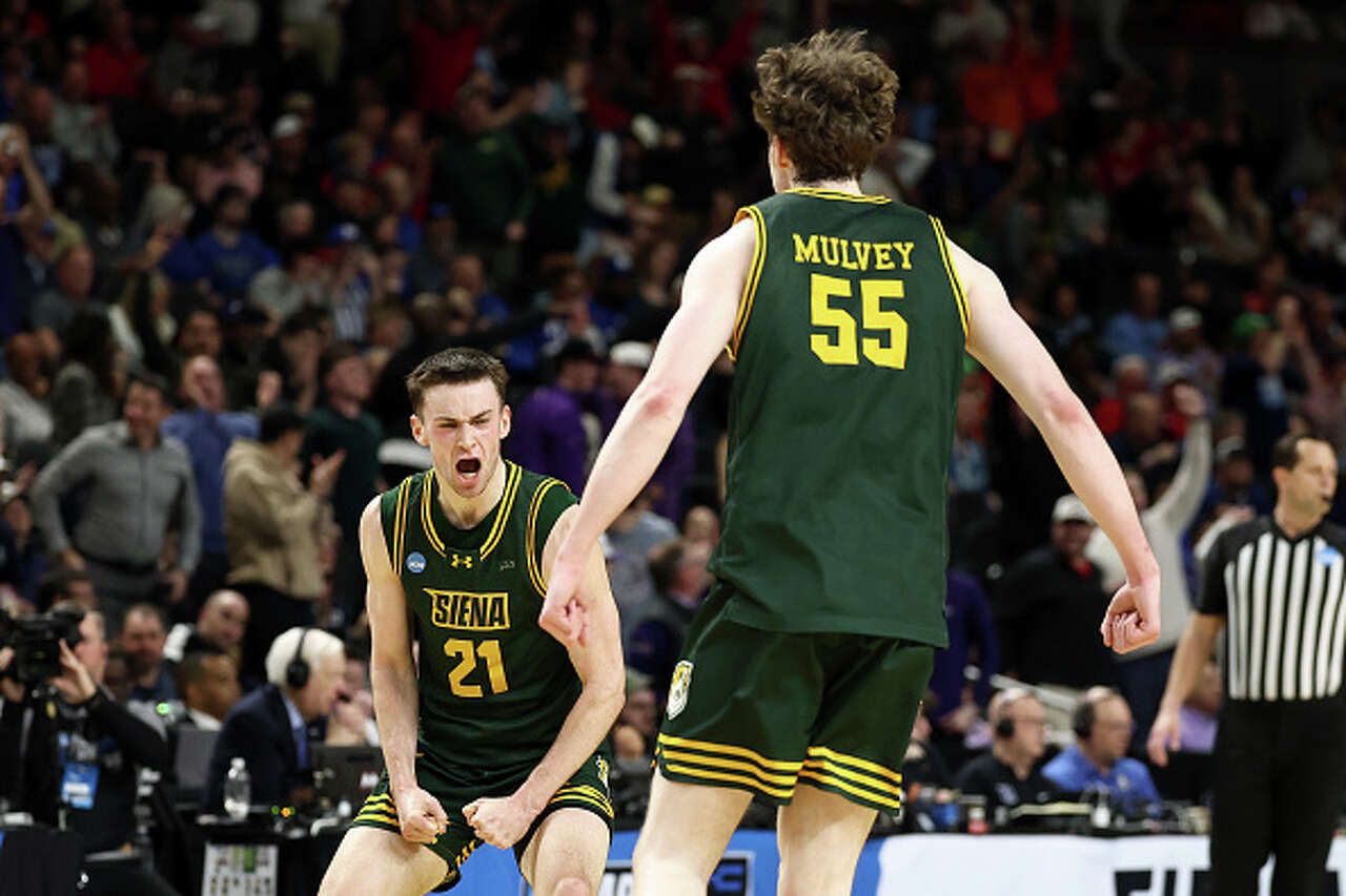 Men's March Madness 2026: Duke basketball survives Siena, Michigan ...