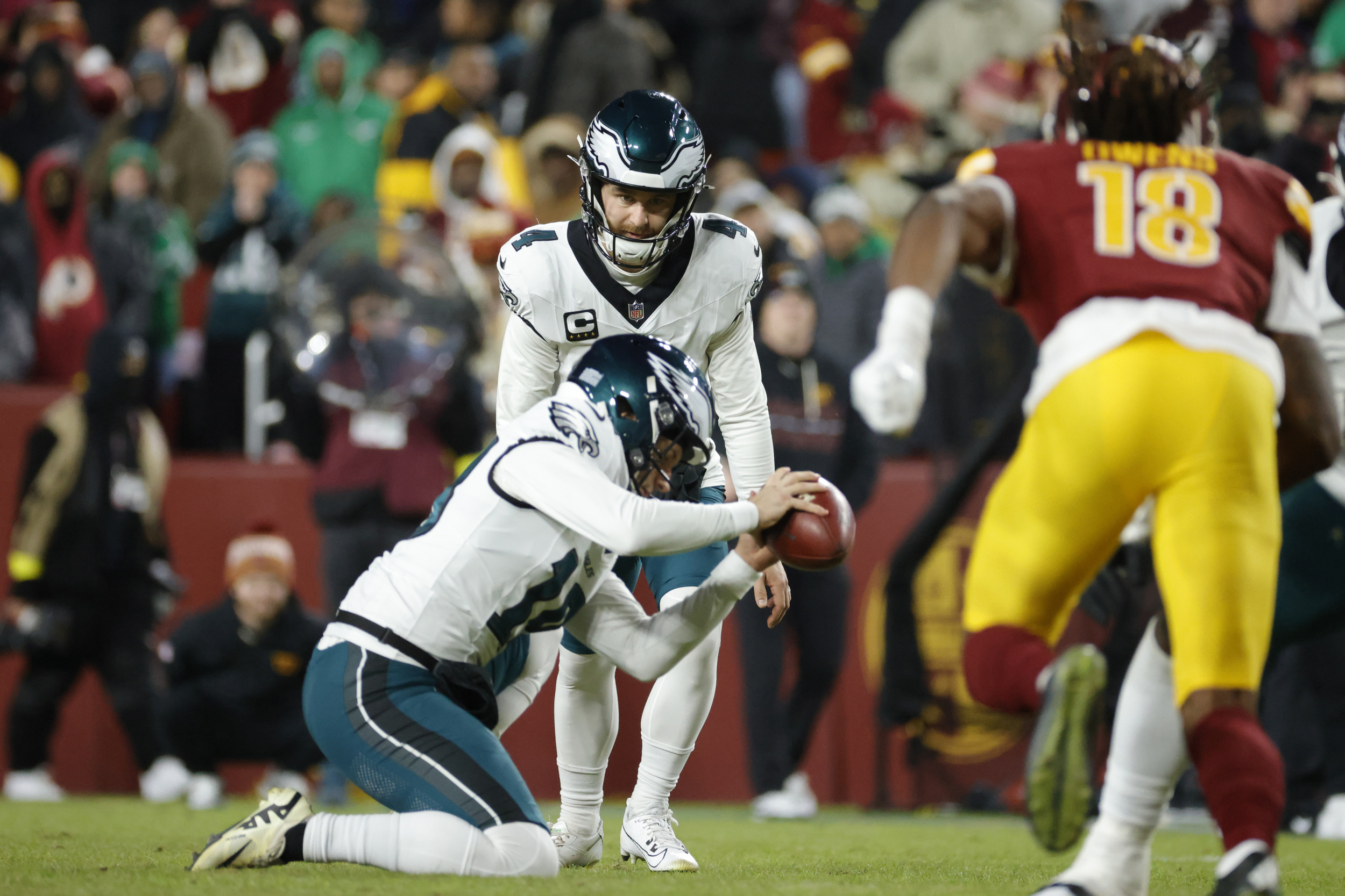 Eagles, K Jake Elliott agree to revised contract