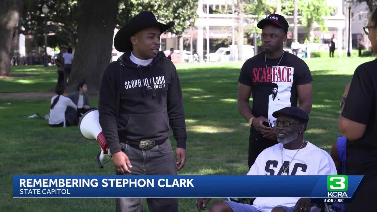 Sacramento community gathers to honor Stephon Clark and advocate for ...