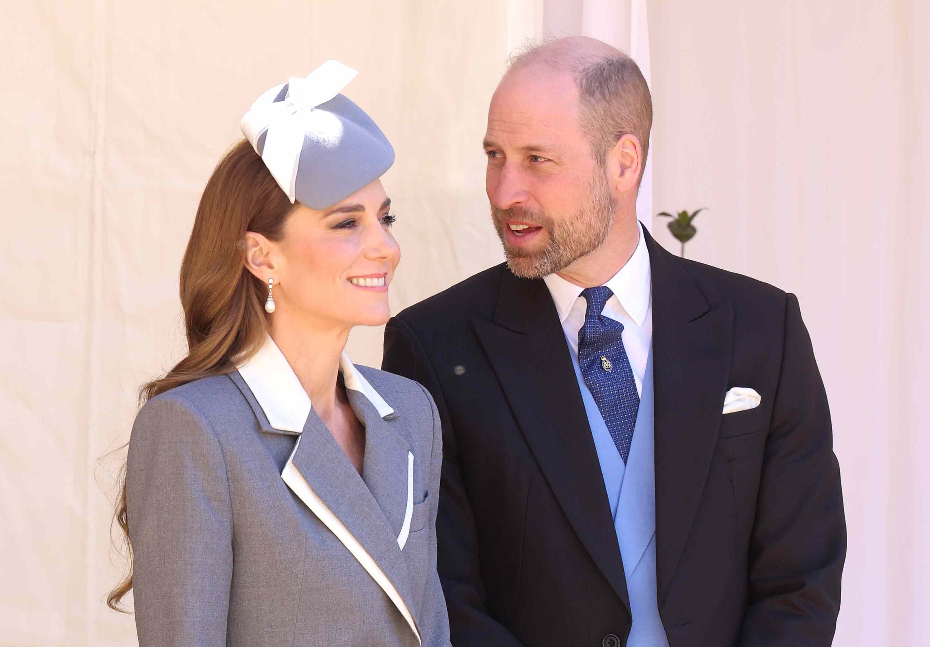 Kate Middleton and Prince William share rare moment of PDA in sweet new ...