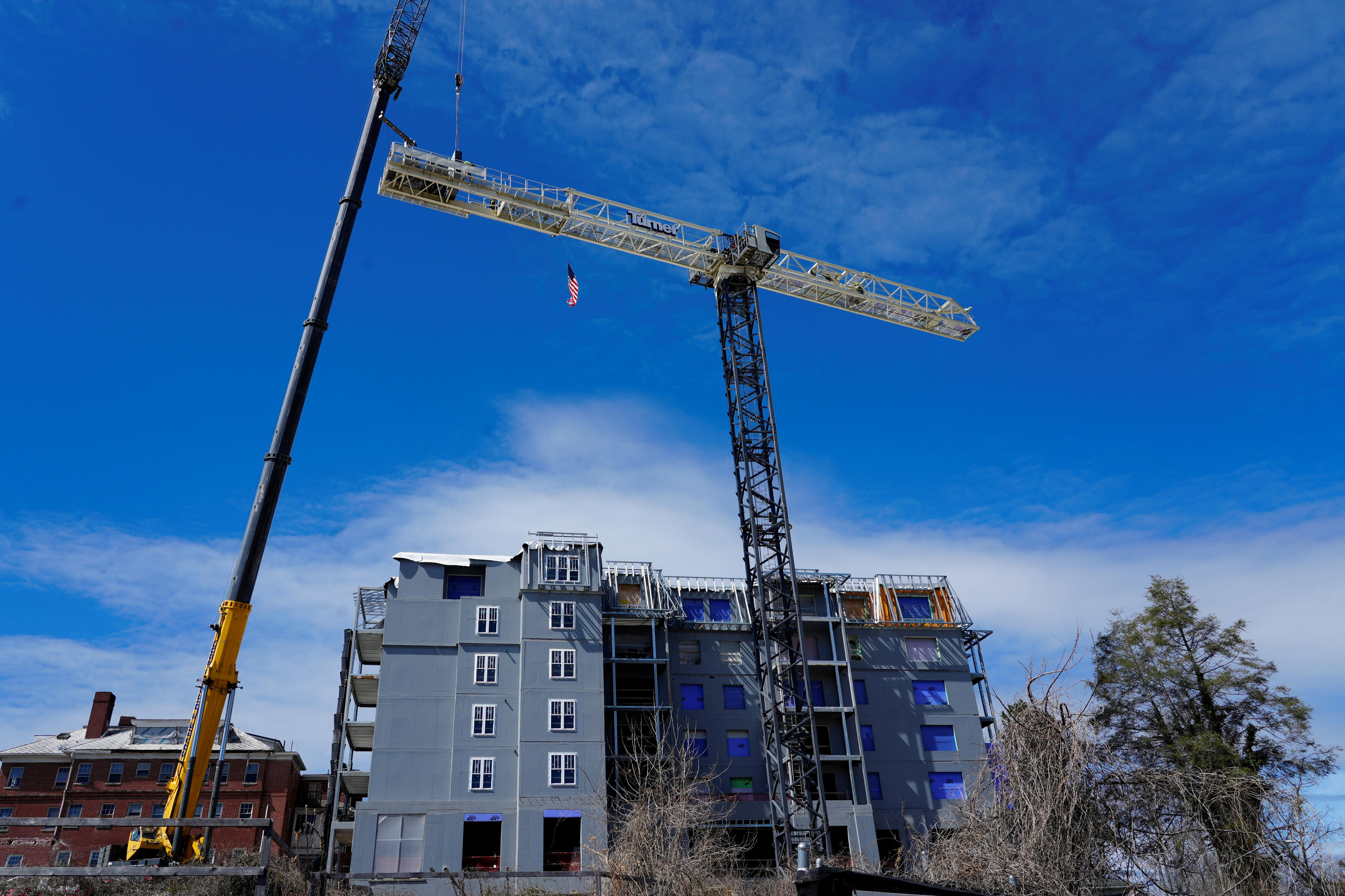 Stalled Hendersonville condo developers fight contractor's $7M lawsuit