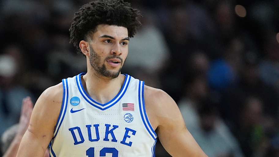 Carlos Boozer's oddly-colored beard causes stir at son Cameron and ...