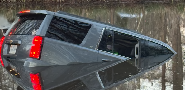 Man rescued from water after crash off Indian Creek Road in Chesapeake