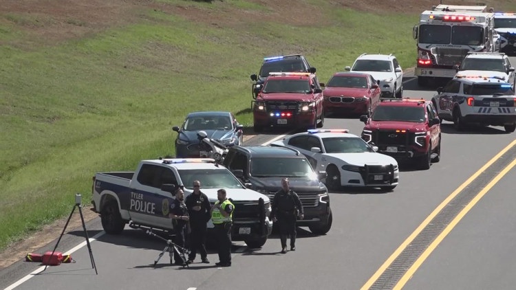 Victim identified as Beaumont woman in deadly 18-wheeler crash on Toll ...