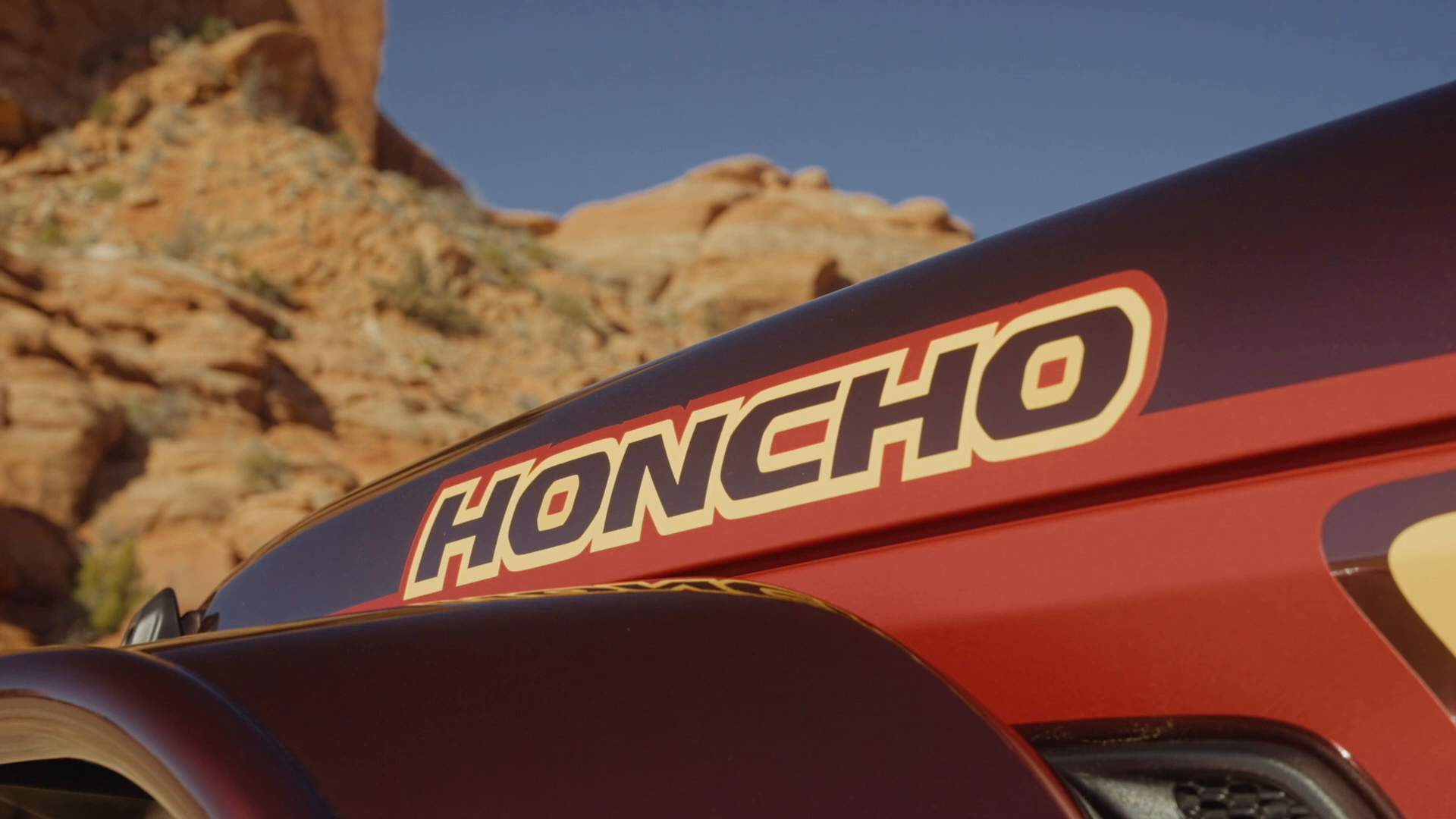 Der Jeep Gladiator High Top Honcho Concept - 2025 Easter Jeep Safari