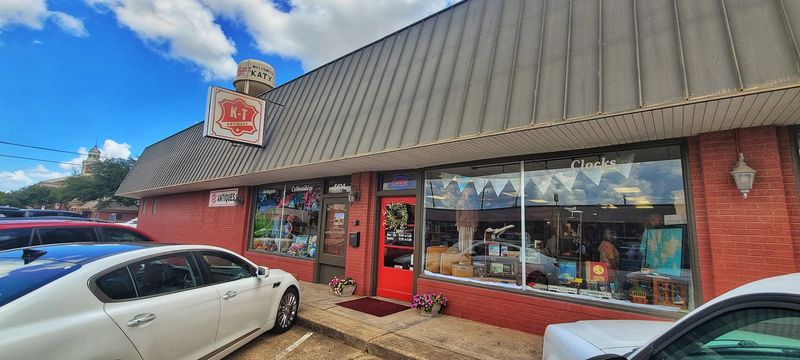 This little-known antique store in Texas is a playground for antique lovers