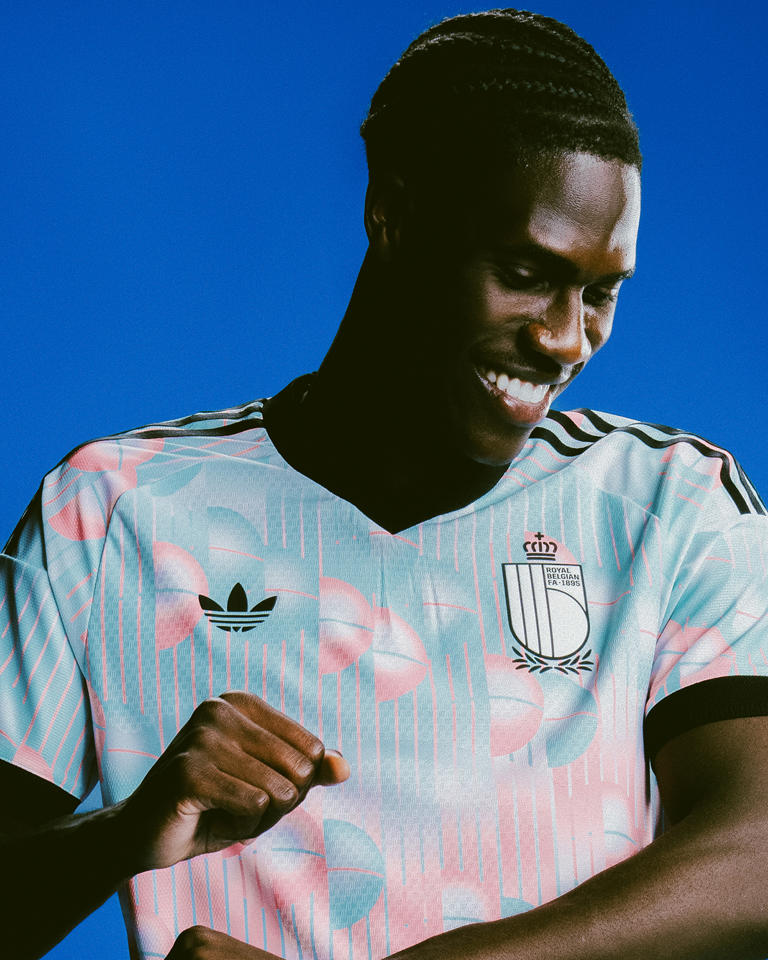 Pick your perfect World Cup 2026 look with FourFourTwo's kit picker