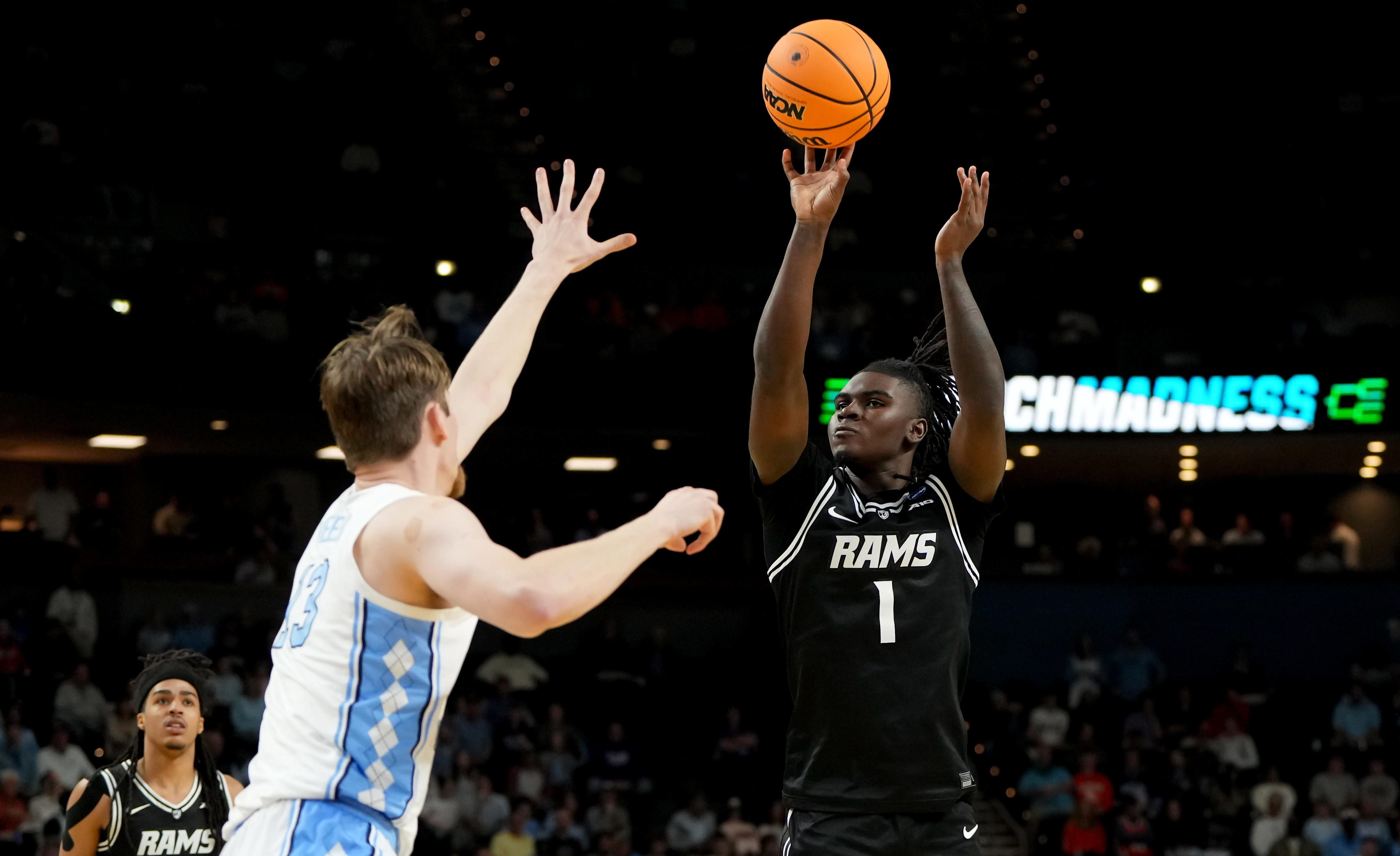 Nyk Lewis injury update, guard exits VCU vs Illinois March Madness game