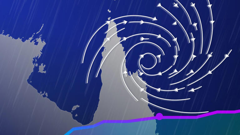 Intense winds as Cyclone Narelle hits Far North Queensland