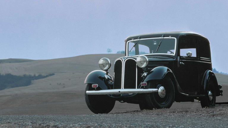 The 10 tiniest inline-six engines ever in production cars