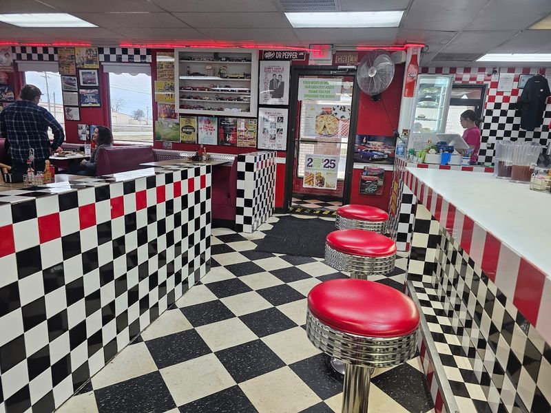 Eat all-day breakfast like it’s 1950 at this retro Oklahoma diner