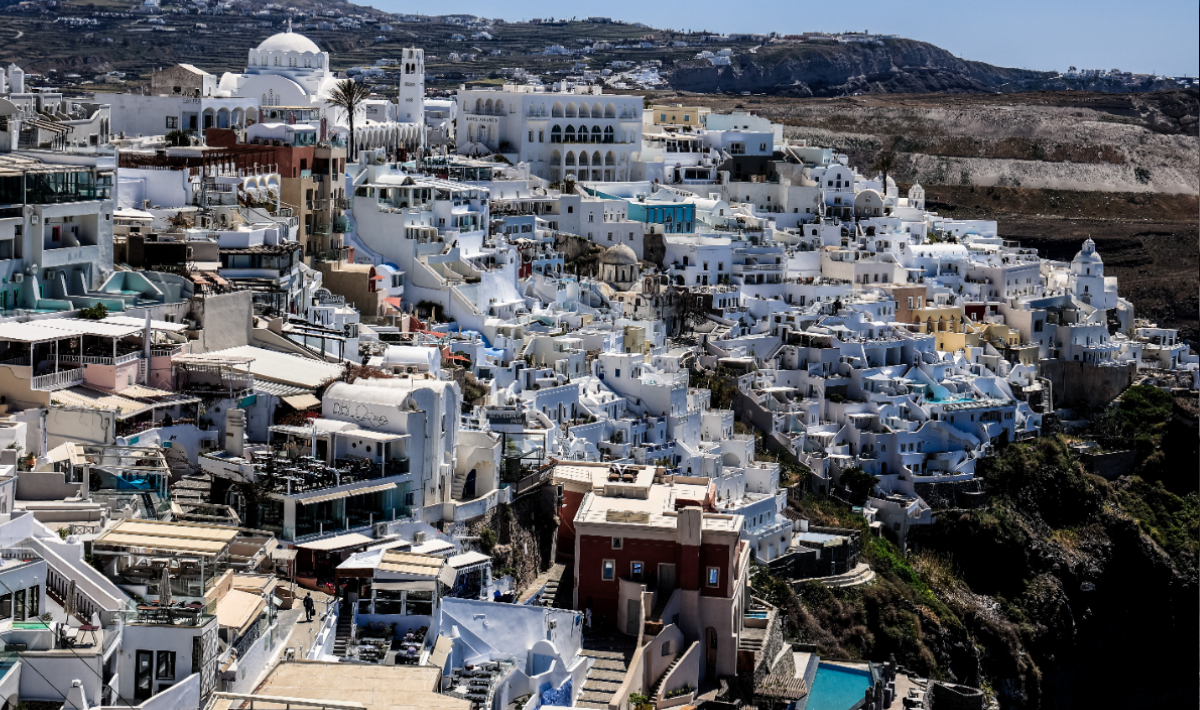 Η Αγία Ειρήνη γίνεται επίσημα Πολιούχος της Σαντορίνης