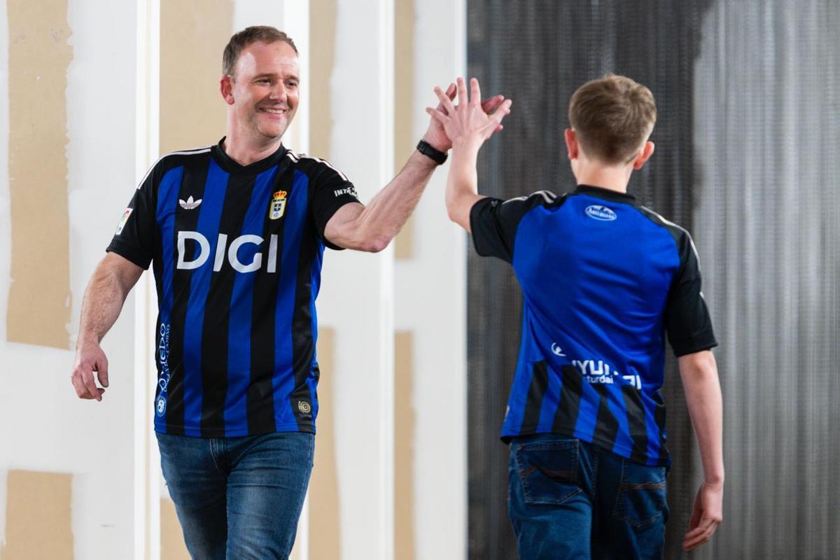 ¡Esta es la camiseta del Real Oviedo para la jornada retro!