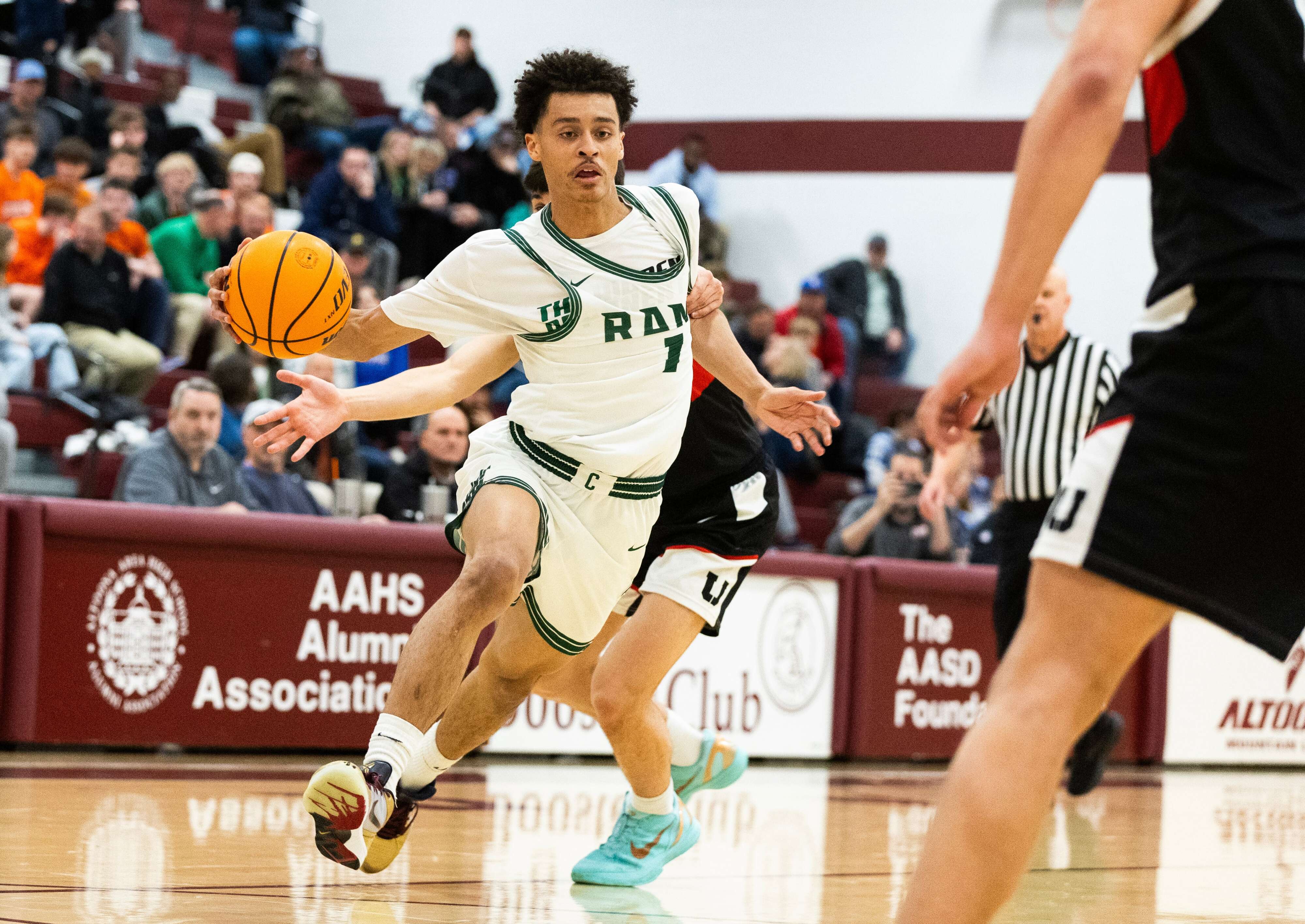 Central Dauphin vs. Imhotep PIAA 6A boys basketball championship ...