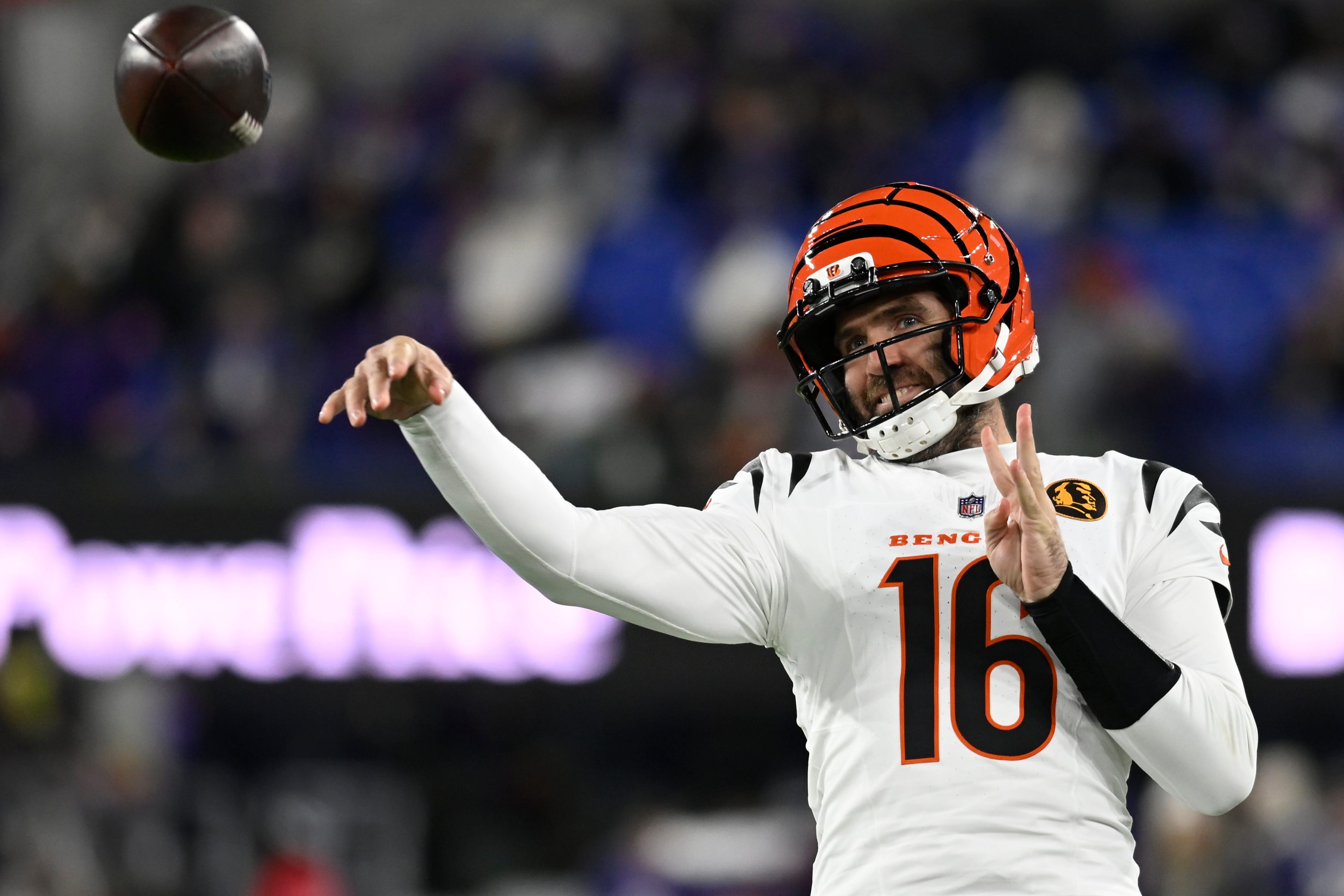 Bengals enjoy embarrassment of riches at QB, too