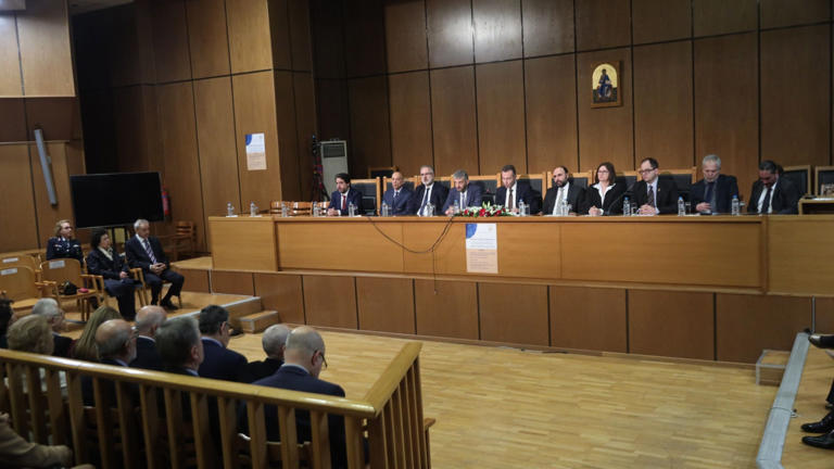 Ένωση Εισαγγελέων για το ψήφισμα του ΔΣΑ περί παραίτησης Τζαβέλλα ...