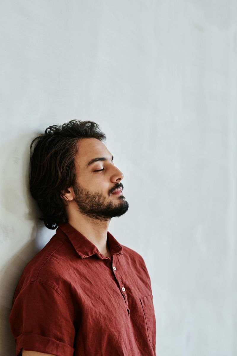 What makes him stand out? 10 effortless habits that spark attraction