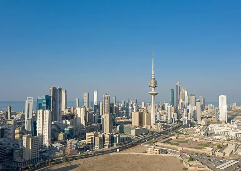Kuwait’s Mina Al-Ahmadi refinery hit by multiple drones, fire erupts ...
