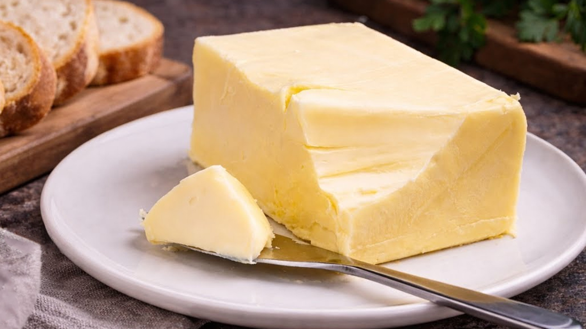 Easy Scottish way to make fresh creamy butter