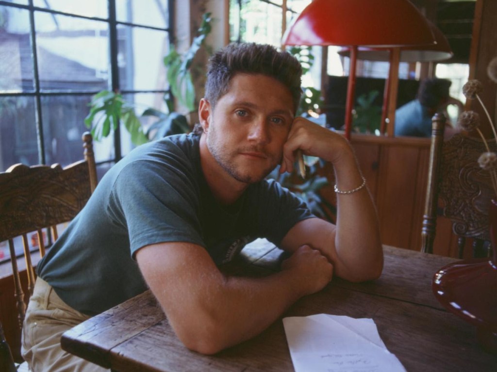 Niall Horan recalls electric connection on single 'Dinner Party'