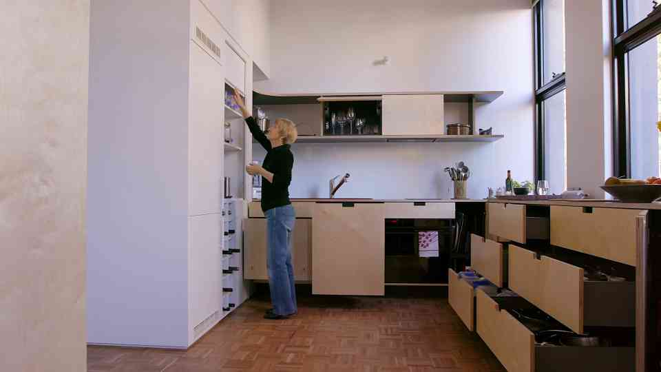 Visitors entered the apartment - then they saw the hidden storage