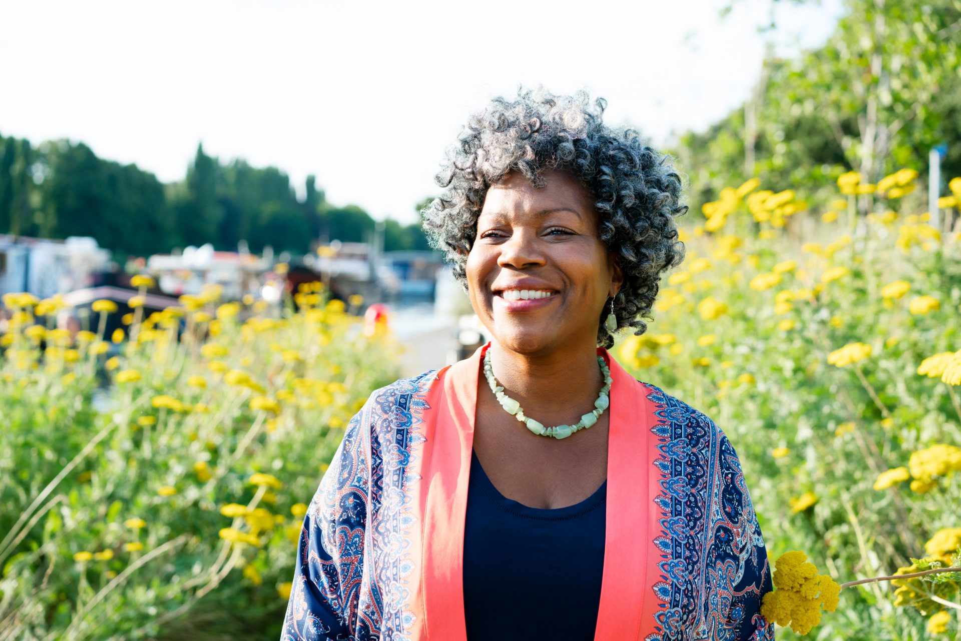25 easy habits to help you age well (even if you’re busy and exhausted)