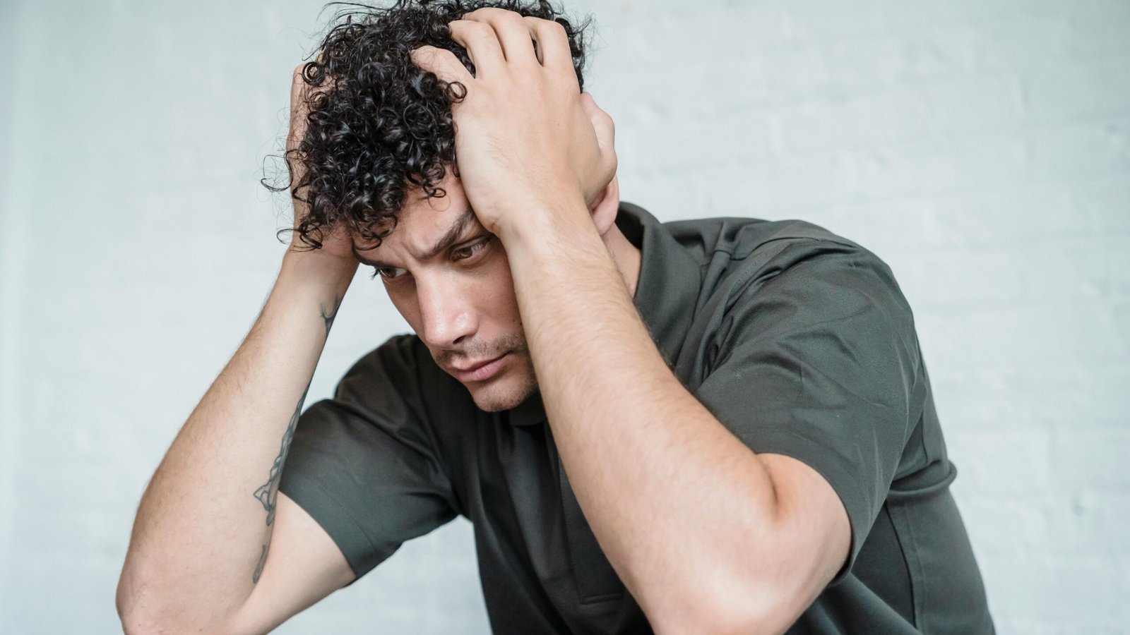 Psychology says your struggle to keep friends isn’t a flaw, it’s a ...