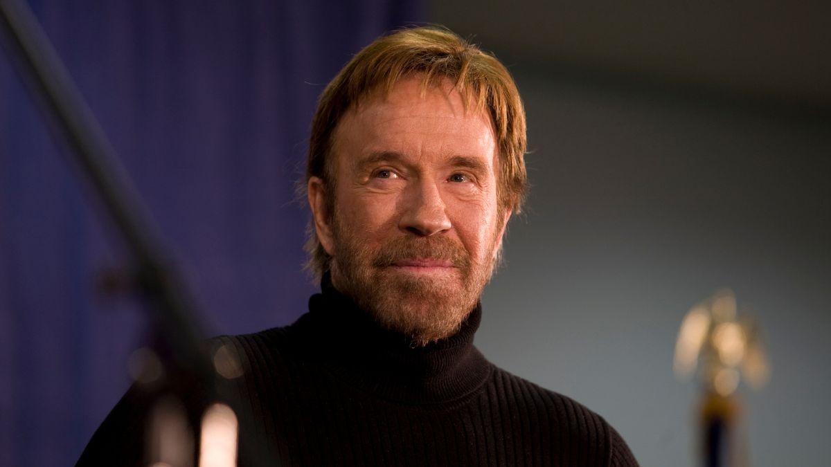 Chuck Norris dead at 86 1 day after being rushed to the hospital for ...