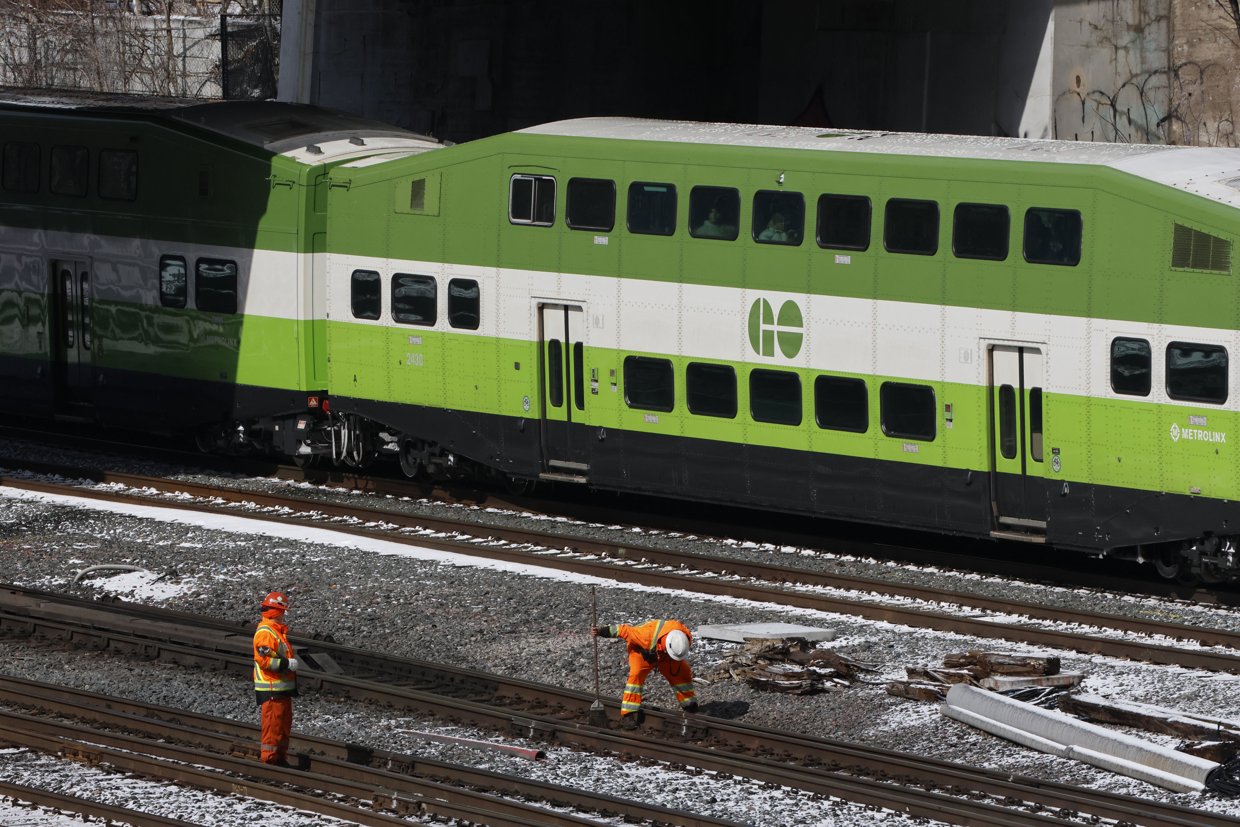 GO train maintenance contractor, panned by Metrolinx, gets $1.3 billion ...